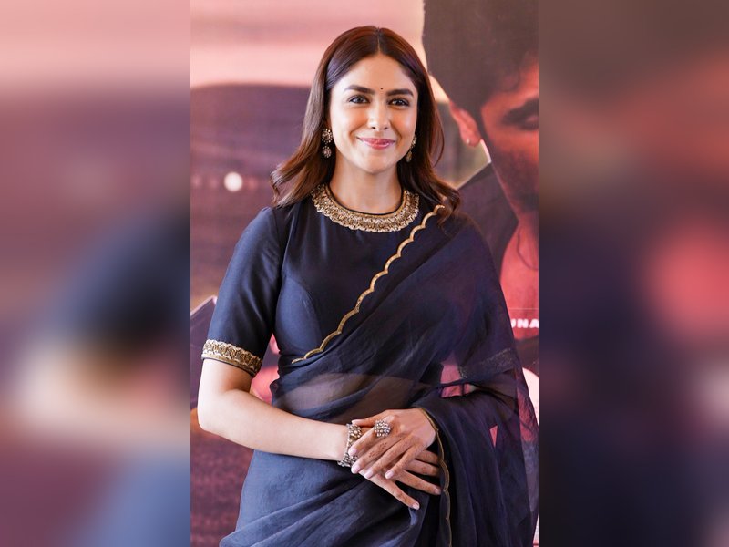 Mrunal Thakur is ‘dubbing’ for something special, calls it ‘magic’
